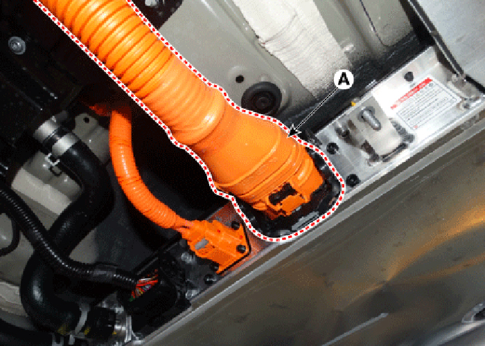 Safety guidelines for electric vehicle repairs | AutoGraphic's ...